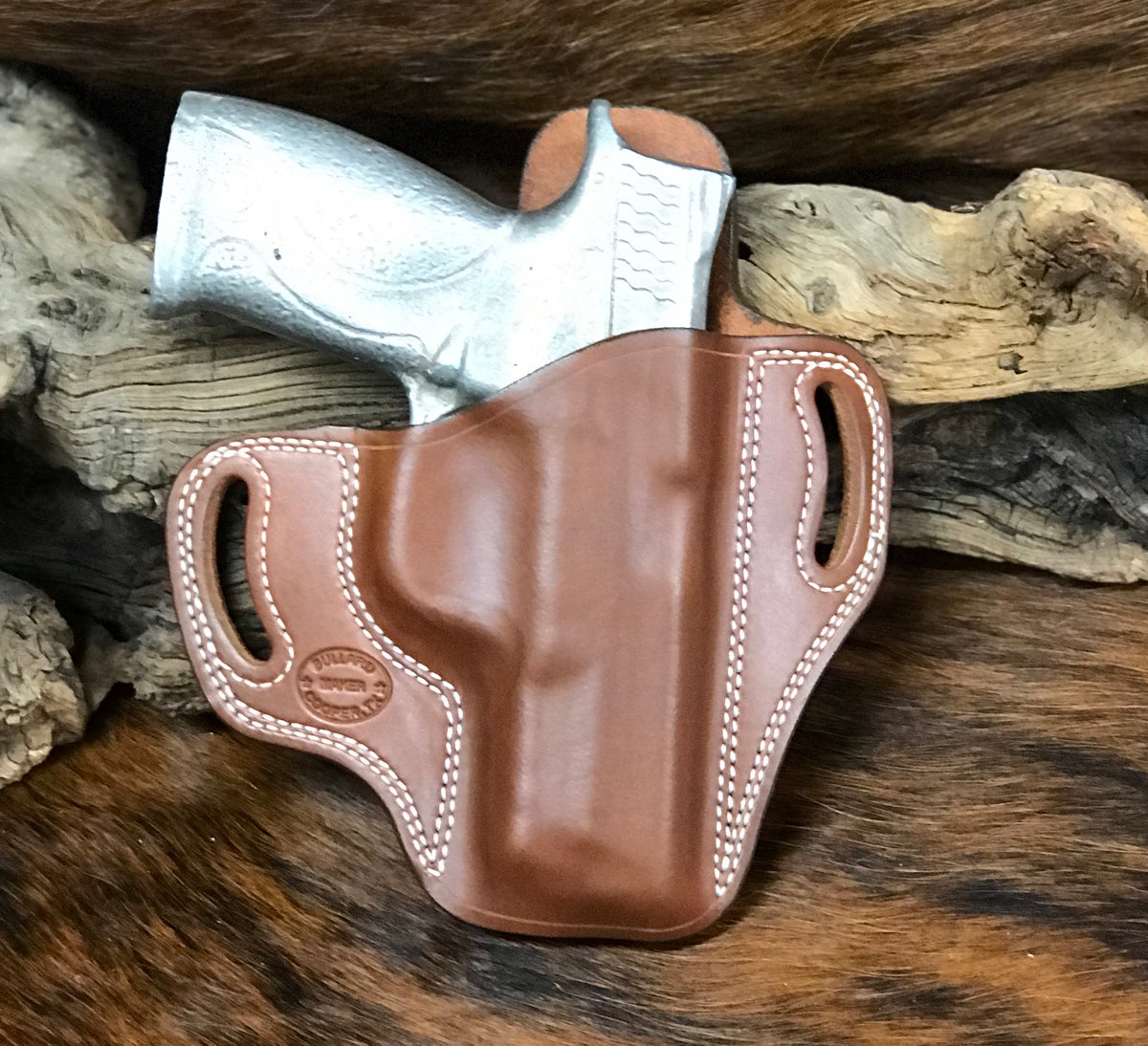 A CUSTOM FIT TO YOUR GUN-COMBAT – Bullard Leather Mfg.